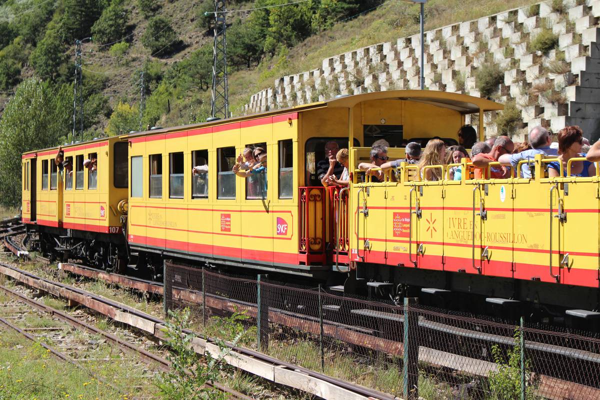 Le Train Jaune dans les Pyrénées catalanes, Canigou Conflent