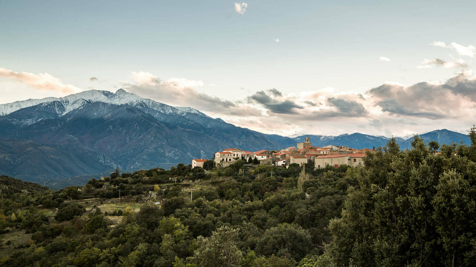 Le village de Molitg-les-Bains | Conflent Canigo Tourisme Le Canigou